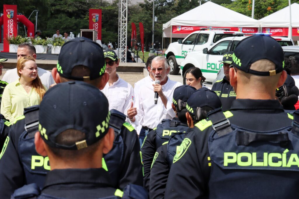 Apoteósico recibimiento a Yessid Pulgar L5 al Senado en Sincelejo ...